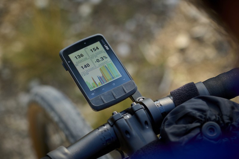 新型ハイエンドGPSサイクルコンピューター、GIANTのDASH 200シリーズ - PRESSPORTS