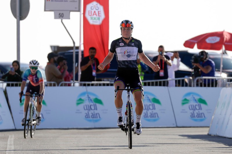 世界チャンピオンのコペッキーがUAEツアーウイメンで首位に - PRESSPORTS