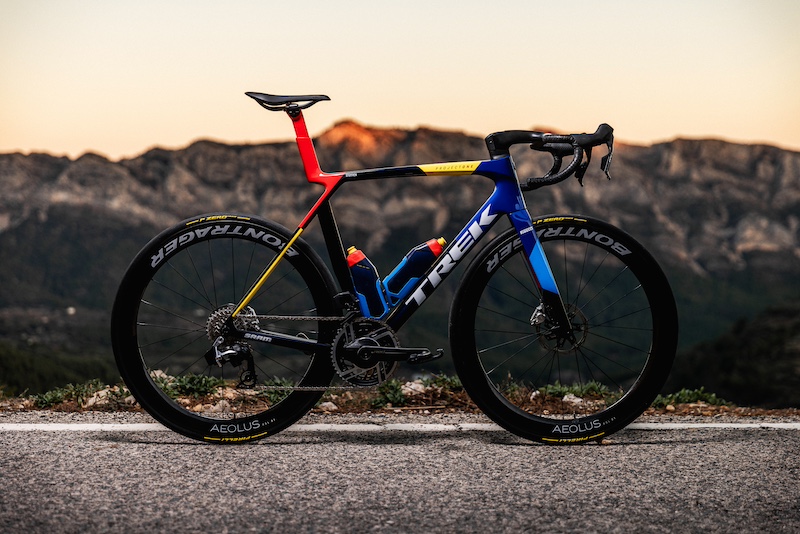 トレックならローン無金利、1年間の盗難補償、自宅配達無料 - PRESSPORTS