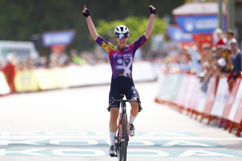 【ラ・ブエルタフェメニーナ】ファンデルブレッヘン第4S優勝、ヘリッツェ首位キープ - PRESSPORTS