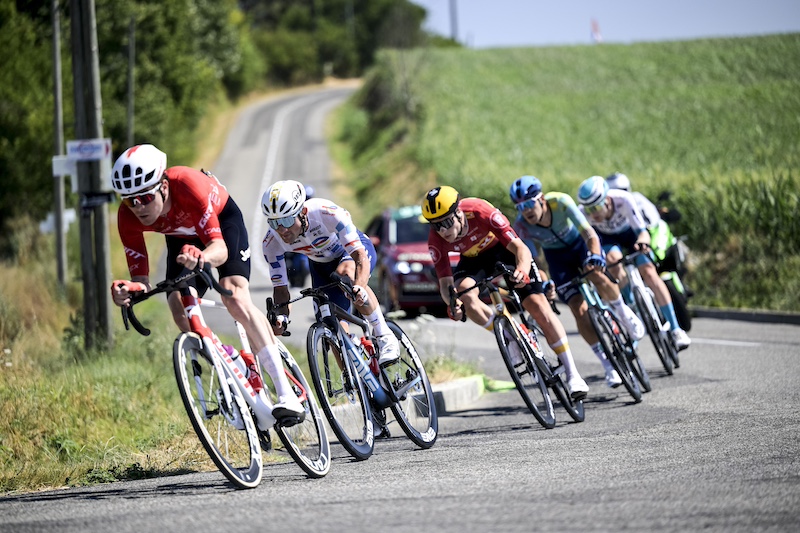 【ツール・ド・フランス第11S】スタートから逃げたアブラハムセンが初勝利 - PRESSPORTS